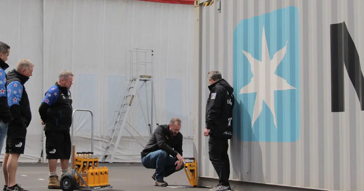 Top 5 benefits of portable container scales I Bison Blog